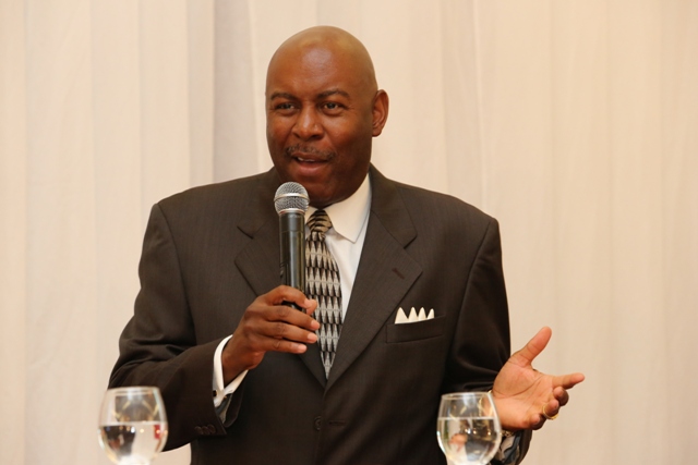 Pregação: Bishop Keith A. Butler (Domingo Manhã) - Verbo da Vida