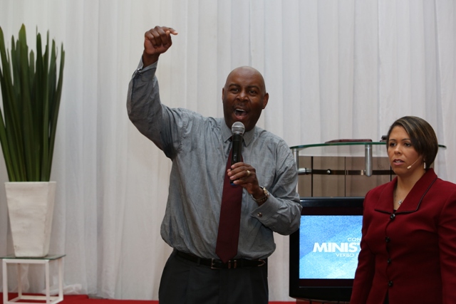 Pregação: Bishop Keith A. Butler (Sábado Noite 2) - Verbo da Vida