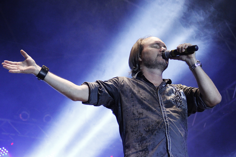 Confira a Entrevista com o cantor David Quinlan durante o Alternavida ...