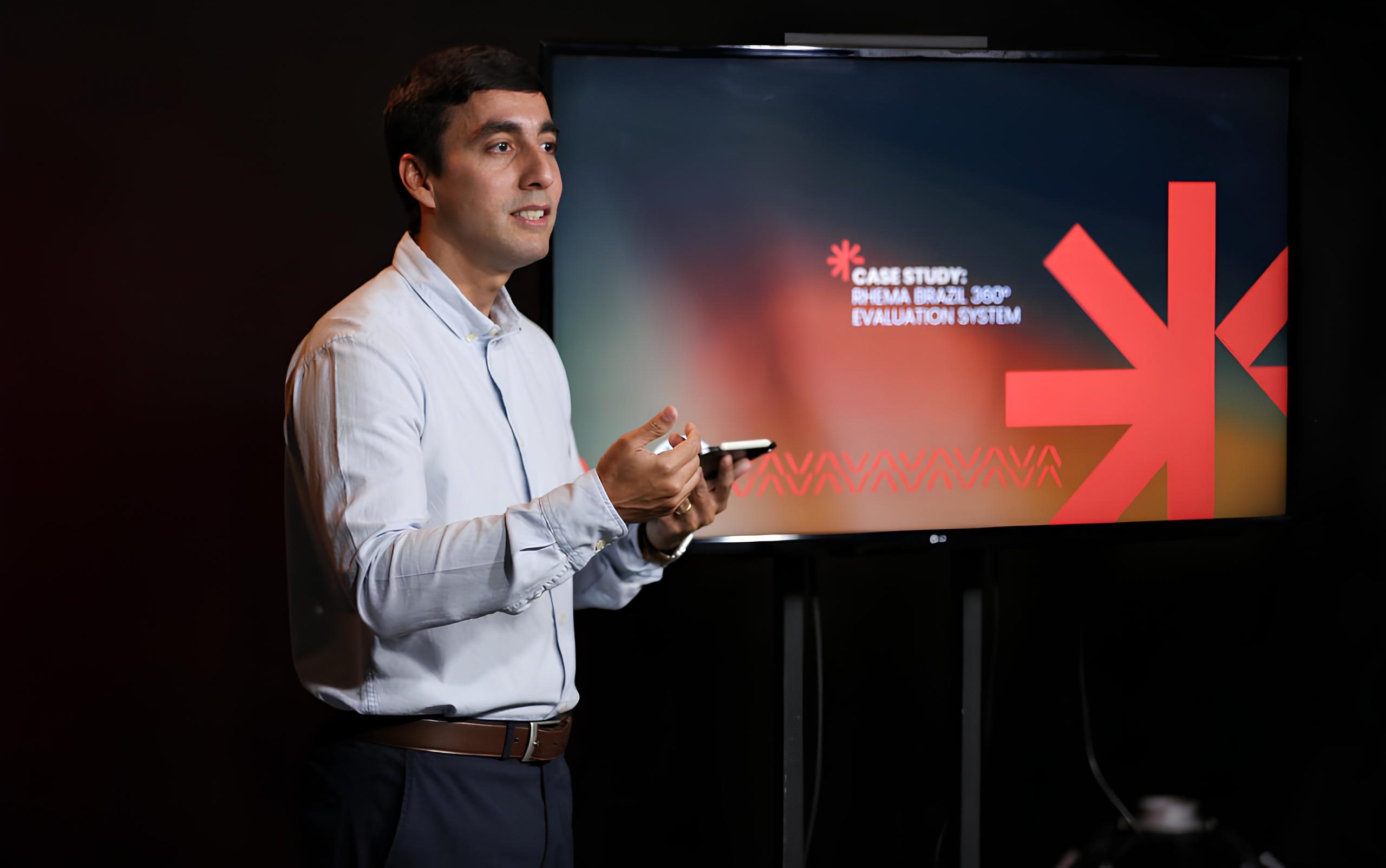 Thiago Garcia participou de Reunião Internacional do Rhema - Verbo da Vida