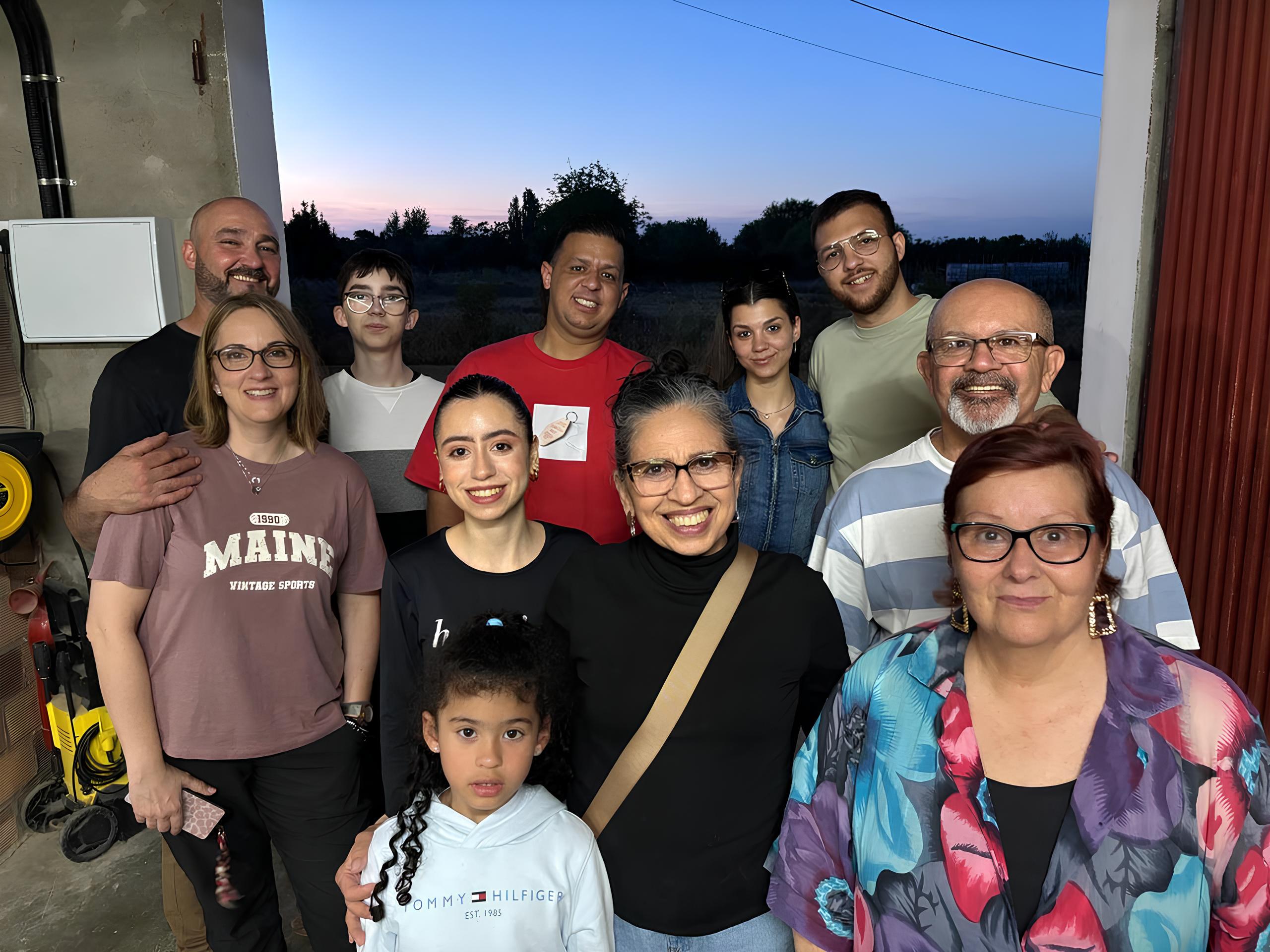 ESPANHA: Missionários Cortez e Lucia enviaram carta notícia - Verbo da Vida