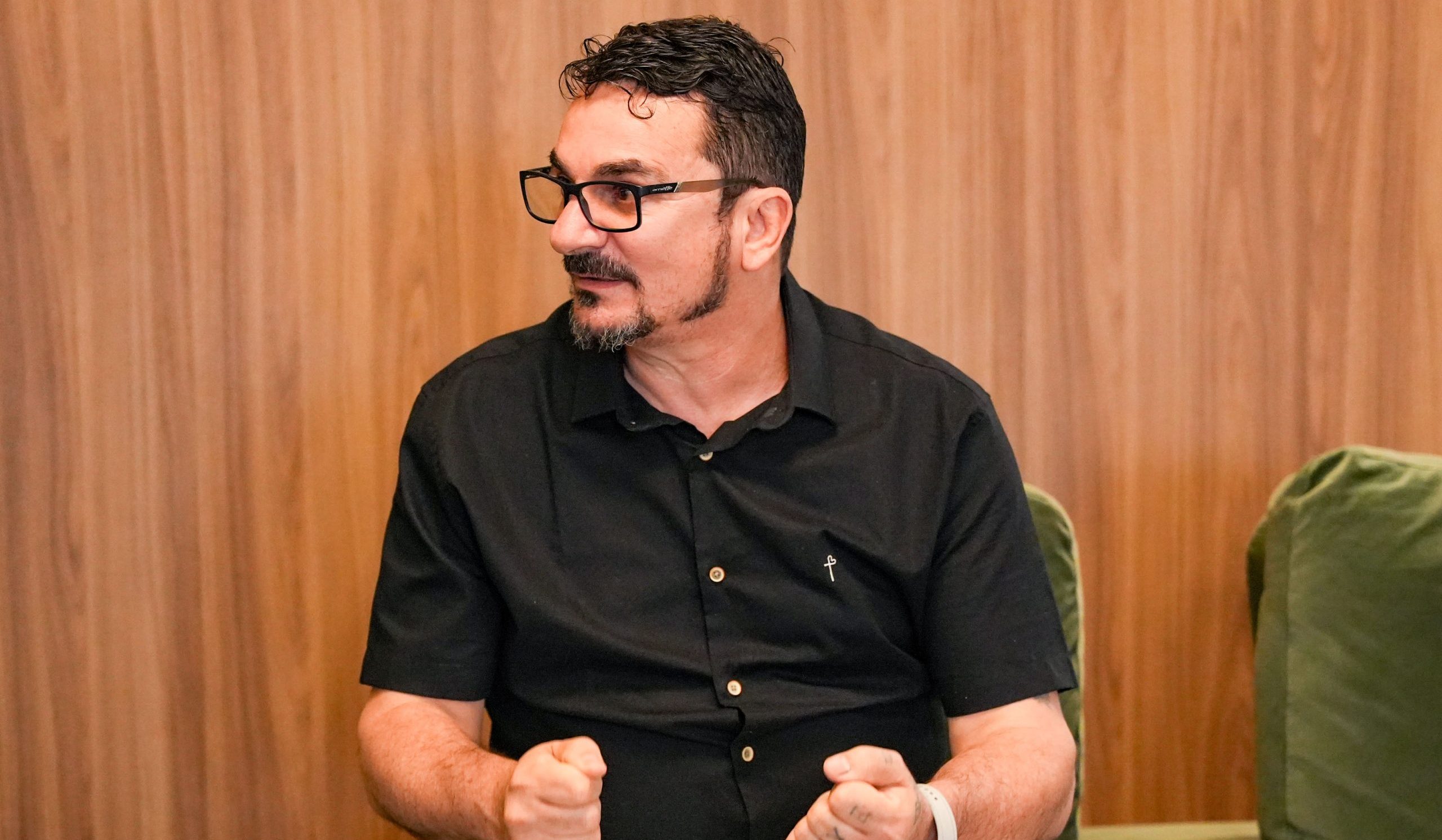 Do islã ao cristianismo: A trajetória de Abdullah Kassem - Verbo da Vida